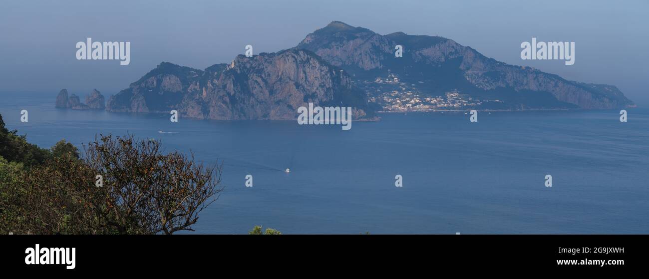 Isle of Capri, Punta Campanella, Calabria, Italy Stock Photo - Alamy