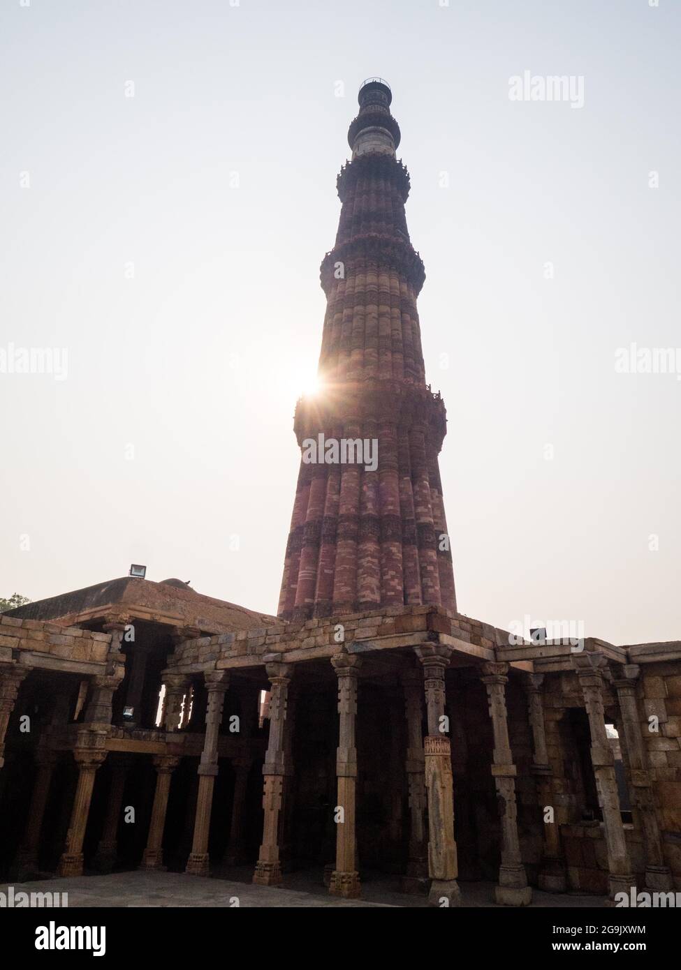 Qutb Minar, Qutb Complex, Mehrauli Archaeological Park, Delhi, India ...