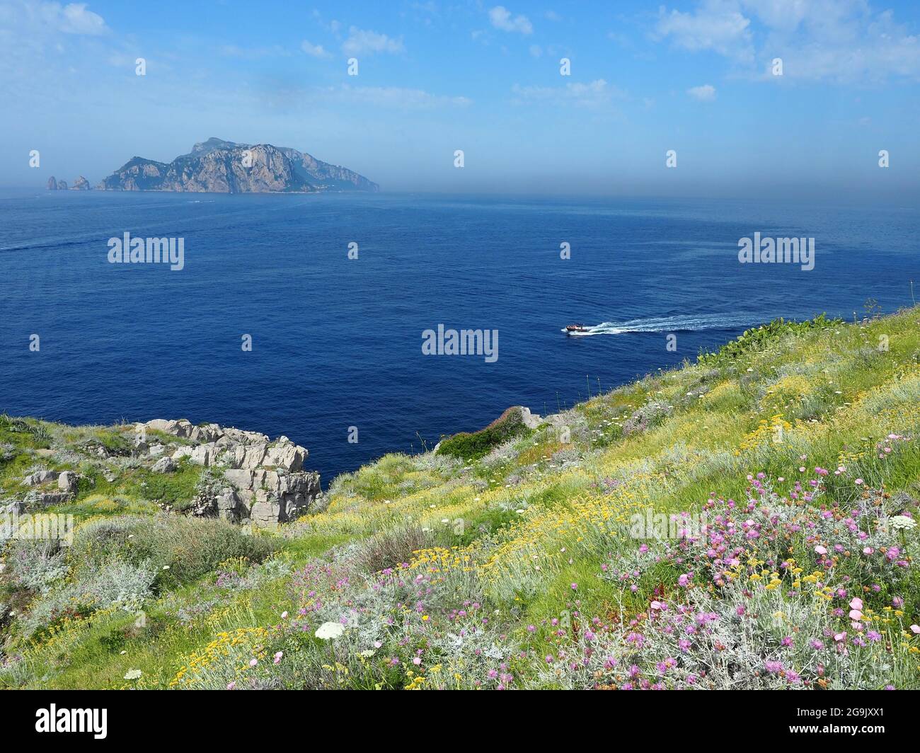Isle of Capri, Punta Campanella, Calabria, Italy Stock Photo - Alamy