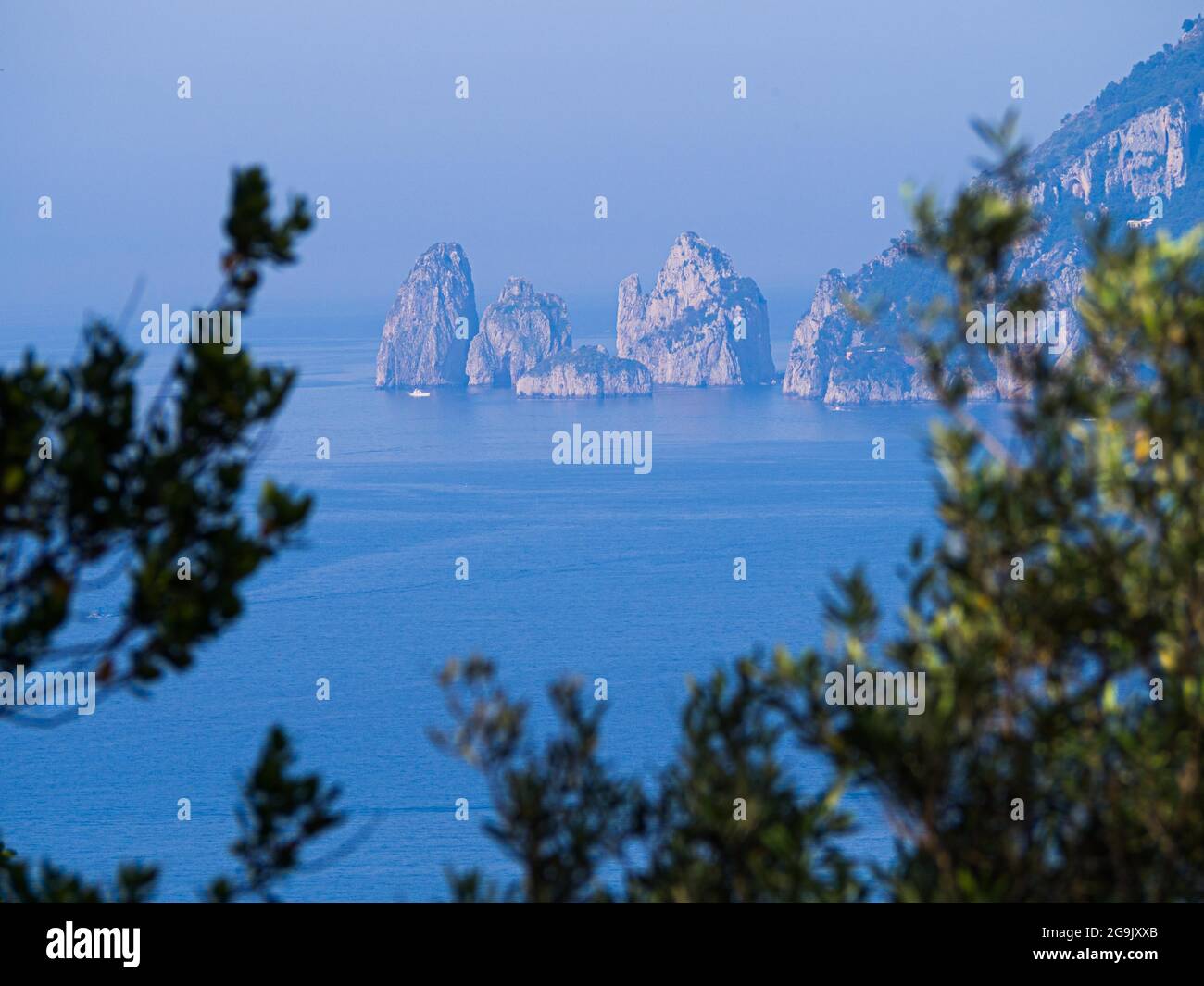 Rock formation, Isle of Capri, Punta Campanella, Calabria, Italy Stock ...