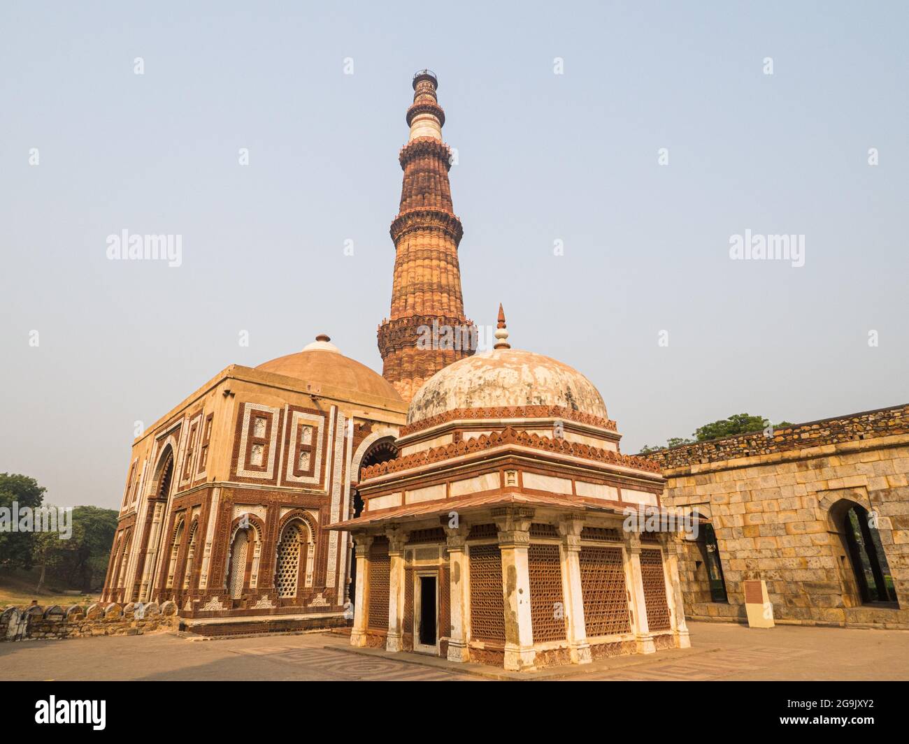 Qutb Minar, Qutb Complex, UNESCO World Heritage Site, Mehrauli ...