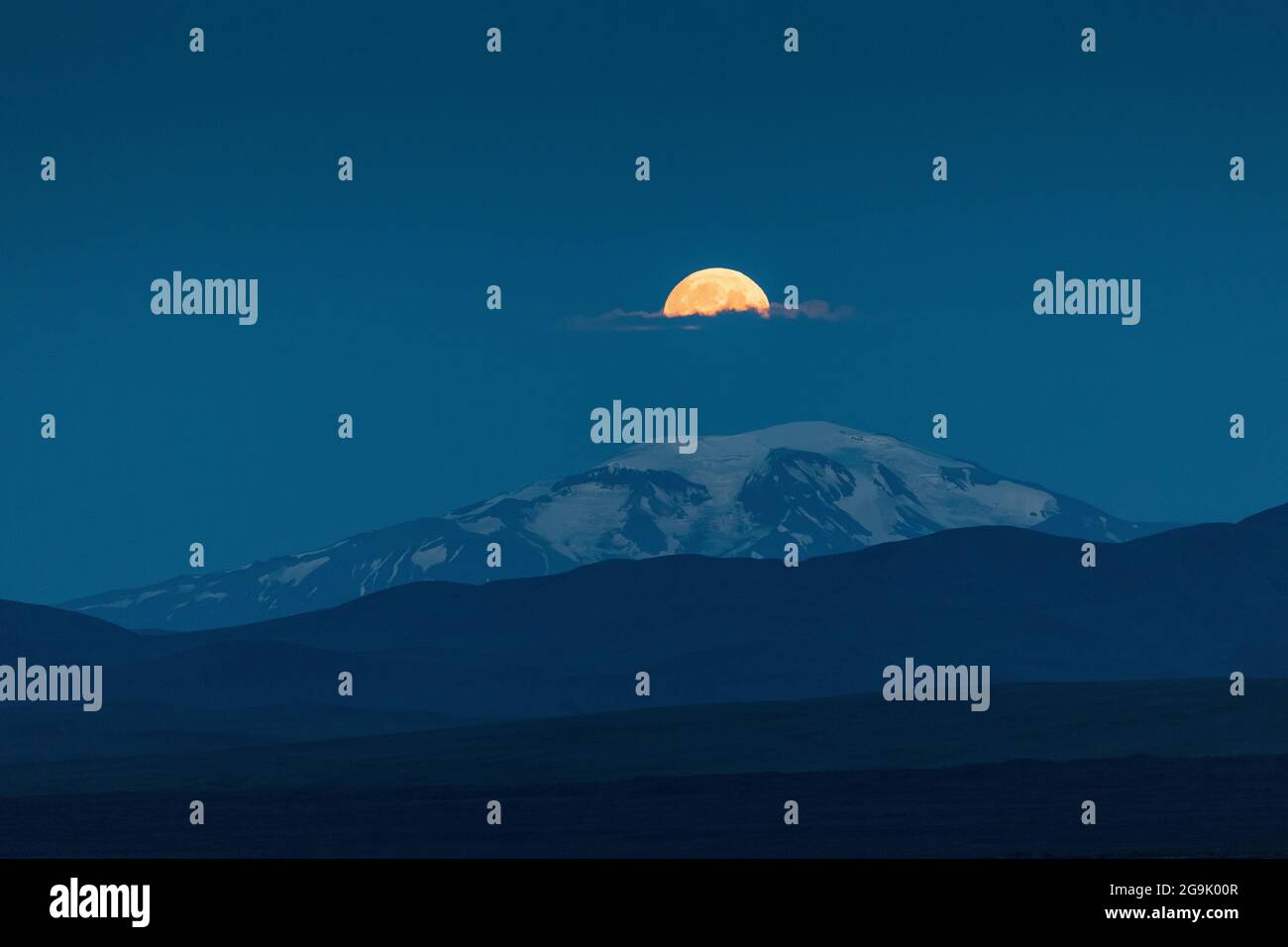 Volcano snaefell iceland hi-res stock photography and images - Alamy