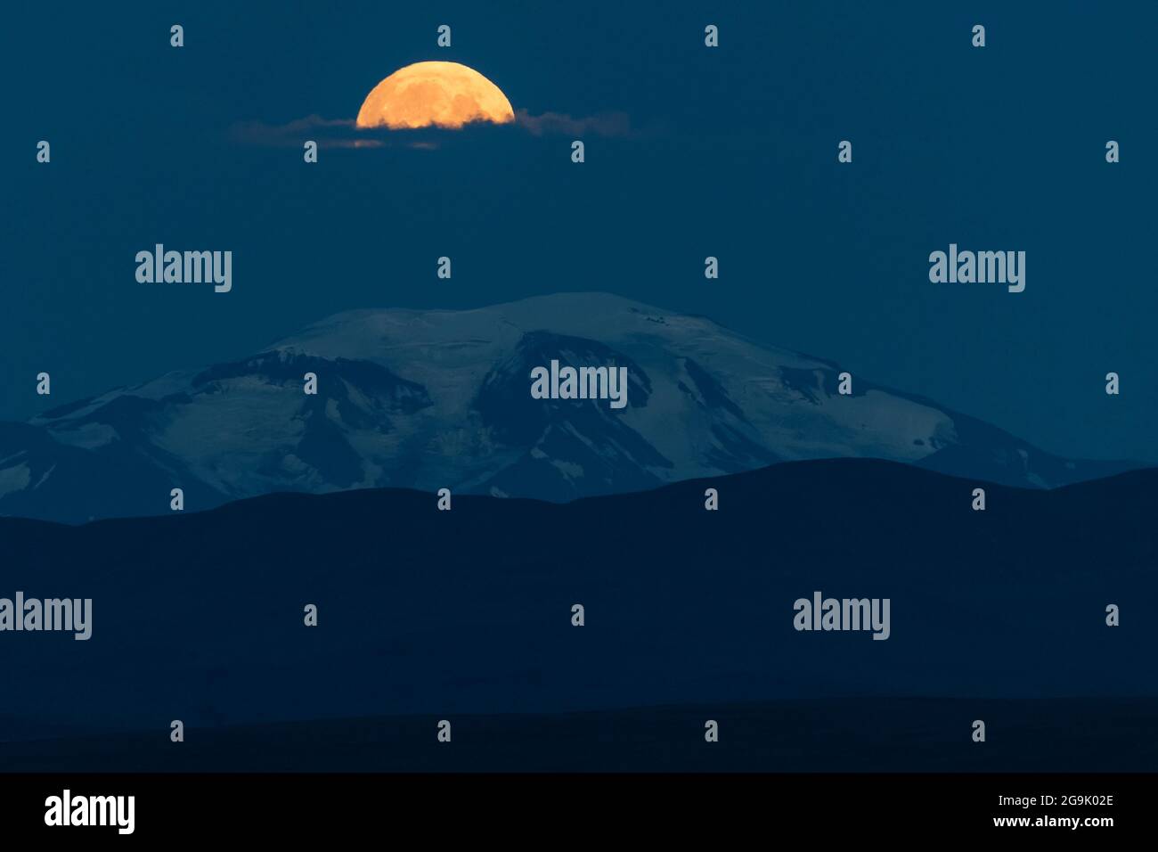 Volcano snaefell hi-res stock photography and images - Alamy