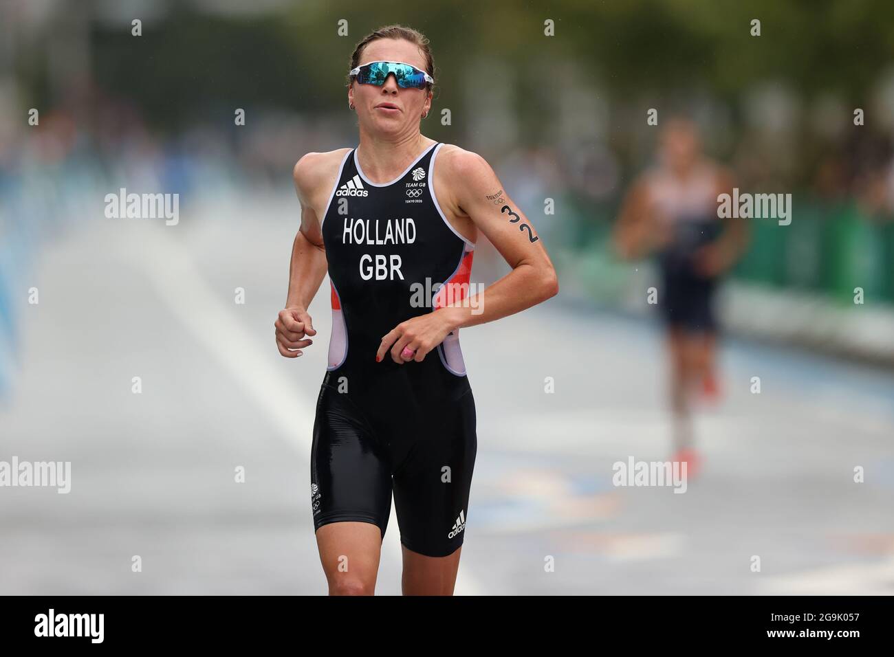 Tokyo, Japan. 27th July, 2021. Vicky Holland (GBR) Triathlon : Women's ...