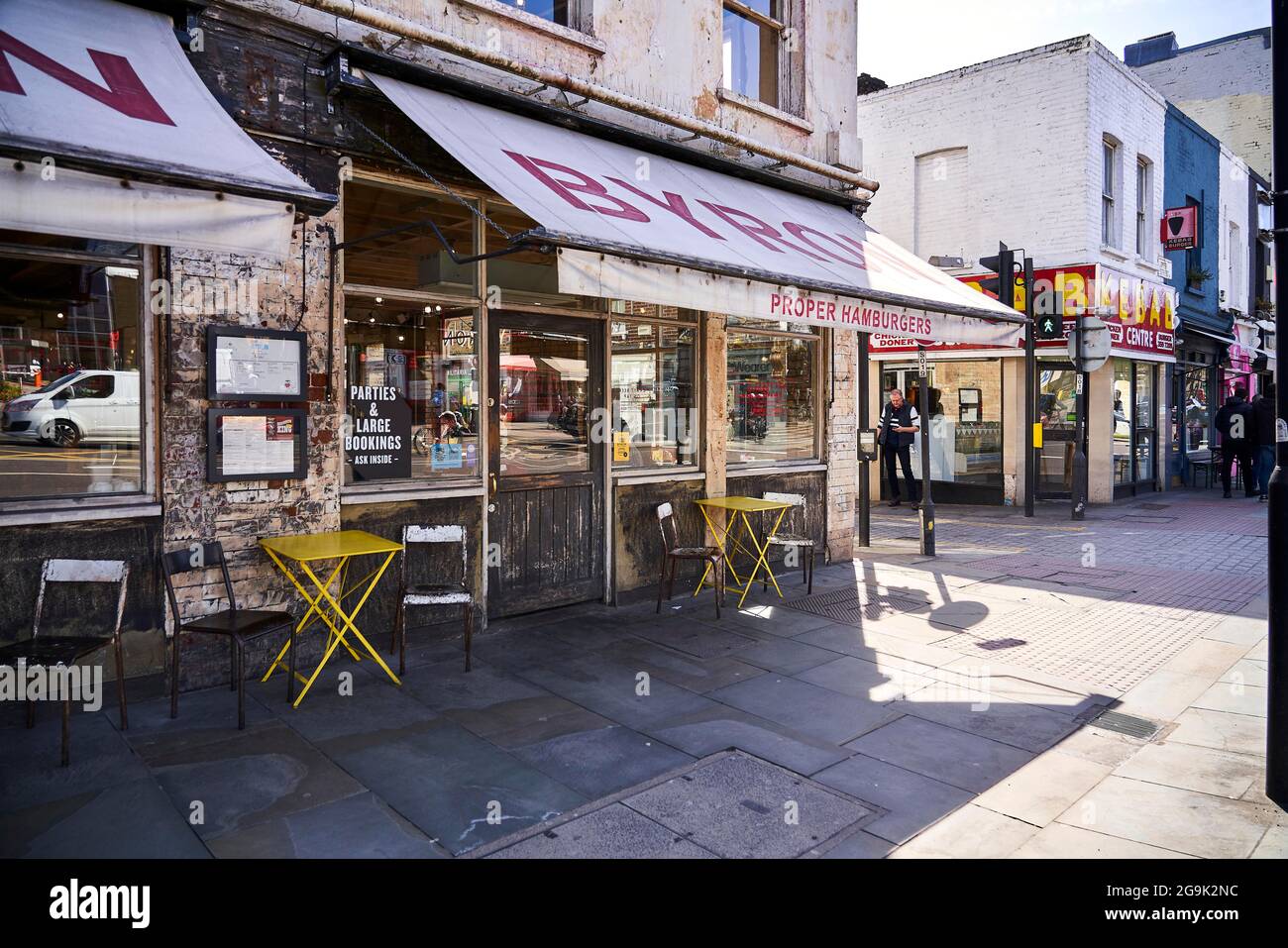 Hamburger shop hi-res stock photography and images - Alamy