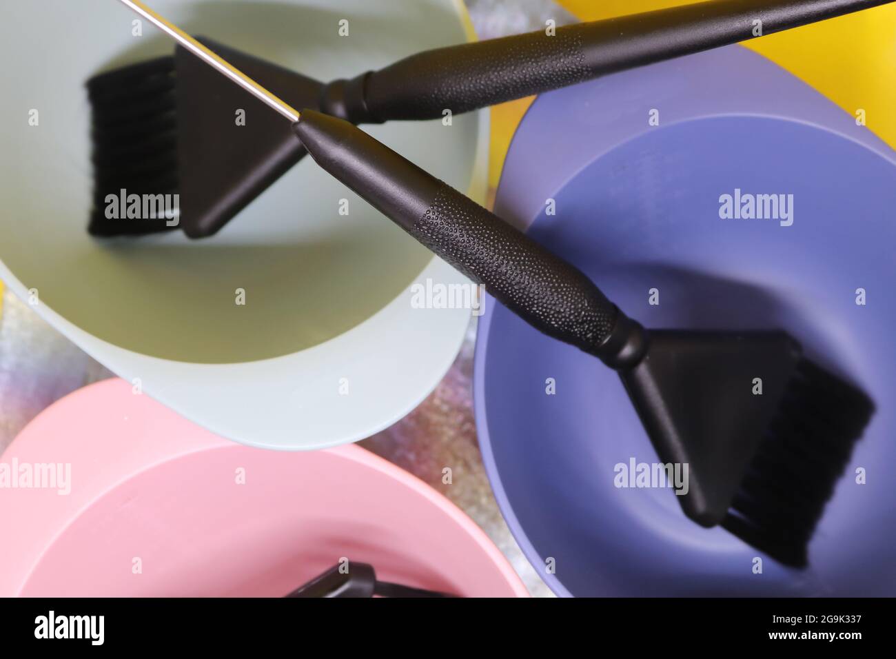 Blue wall salon hi-res stock photography and images - Alamy