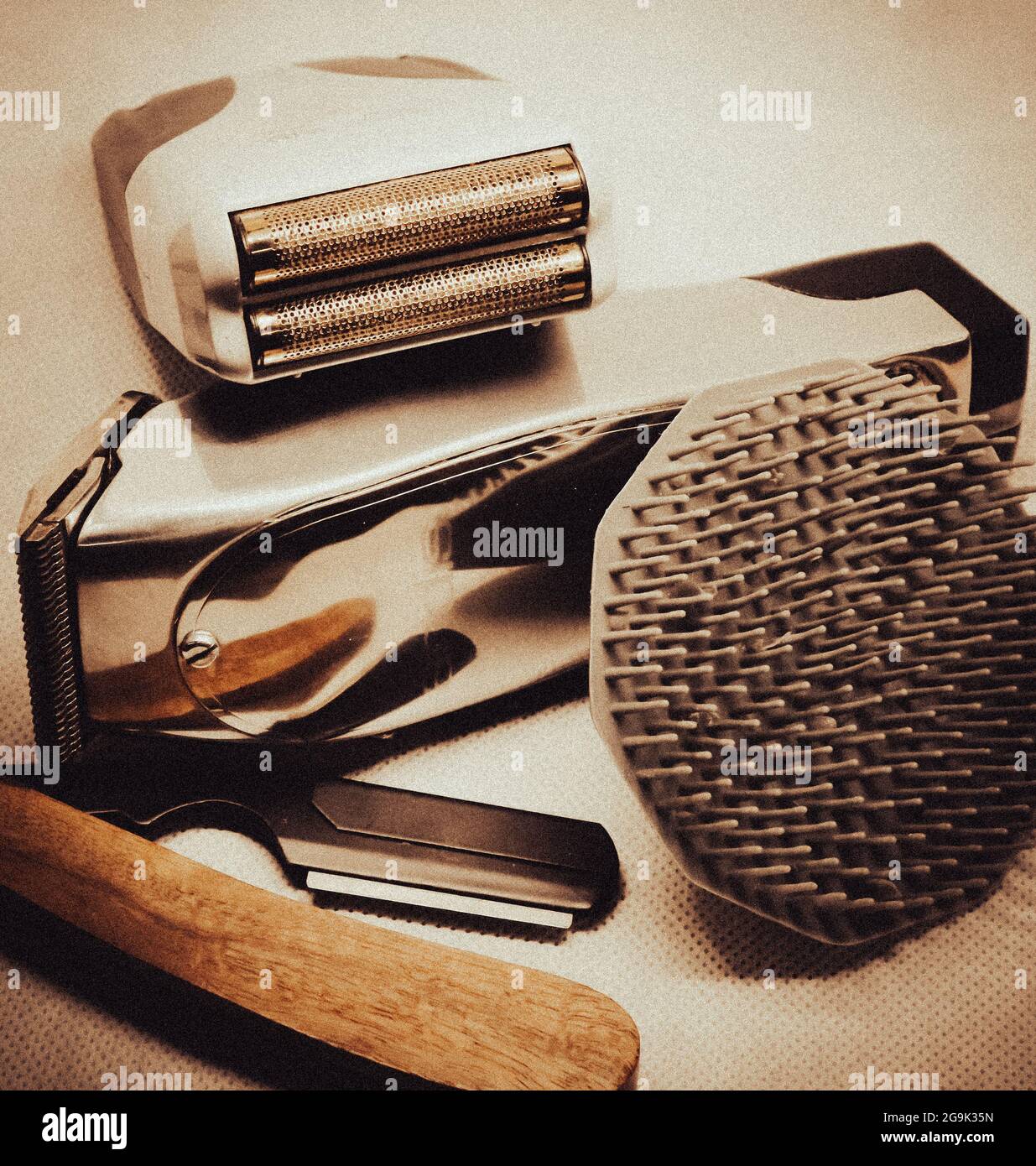 Beauty salon tools hi-res stock photography and images - Alamy