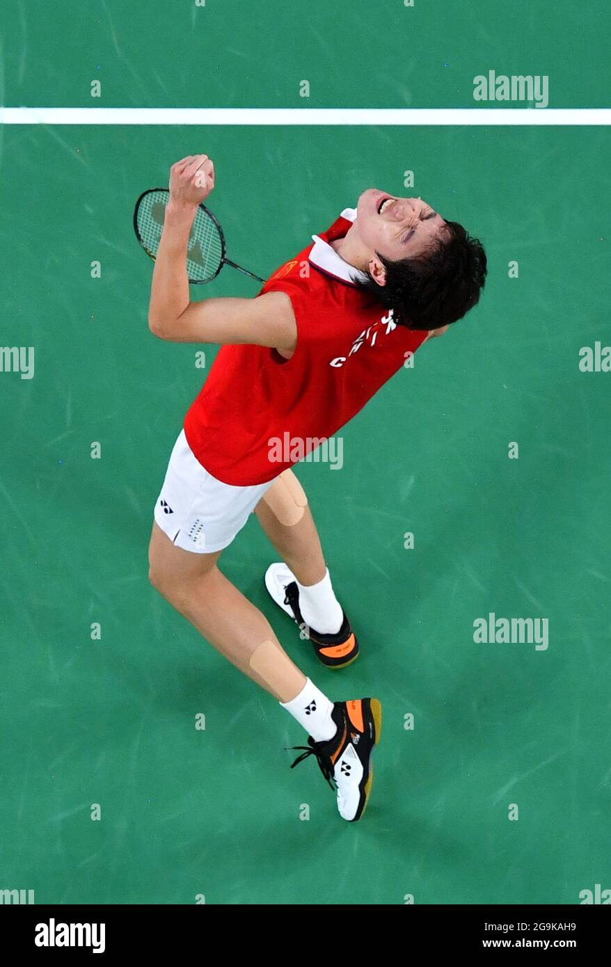Tokyo, Japan. 27th July, 2021. Li Junhui of China celebrates during the ...
