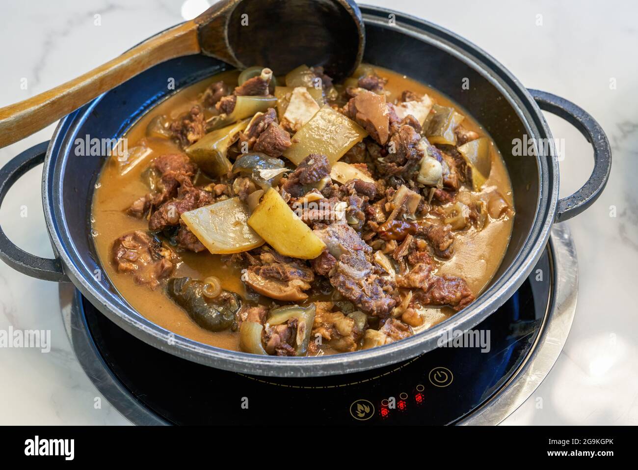 A delicious Chinese dish, braised turtle in fragrant sauce Stock Photo ...
