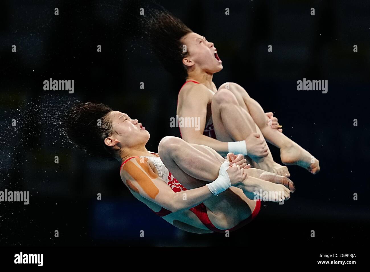 Tokyo, Japan. 27th July, 2021. Swimming: Olympics, finals, water diving - synchronised 10m ...