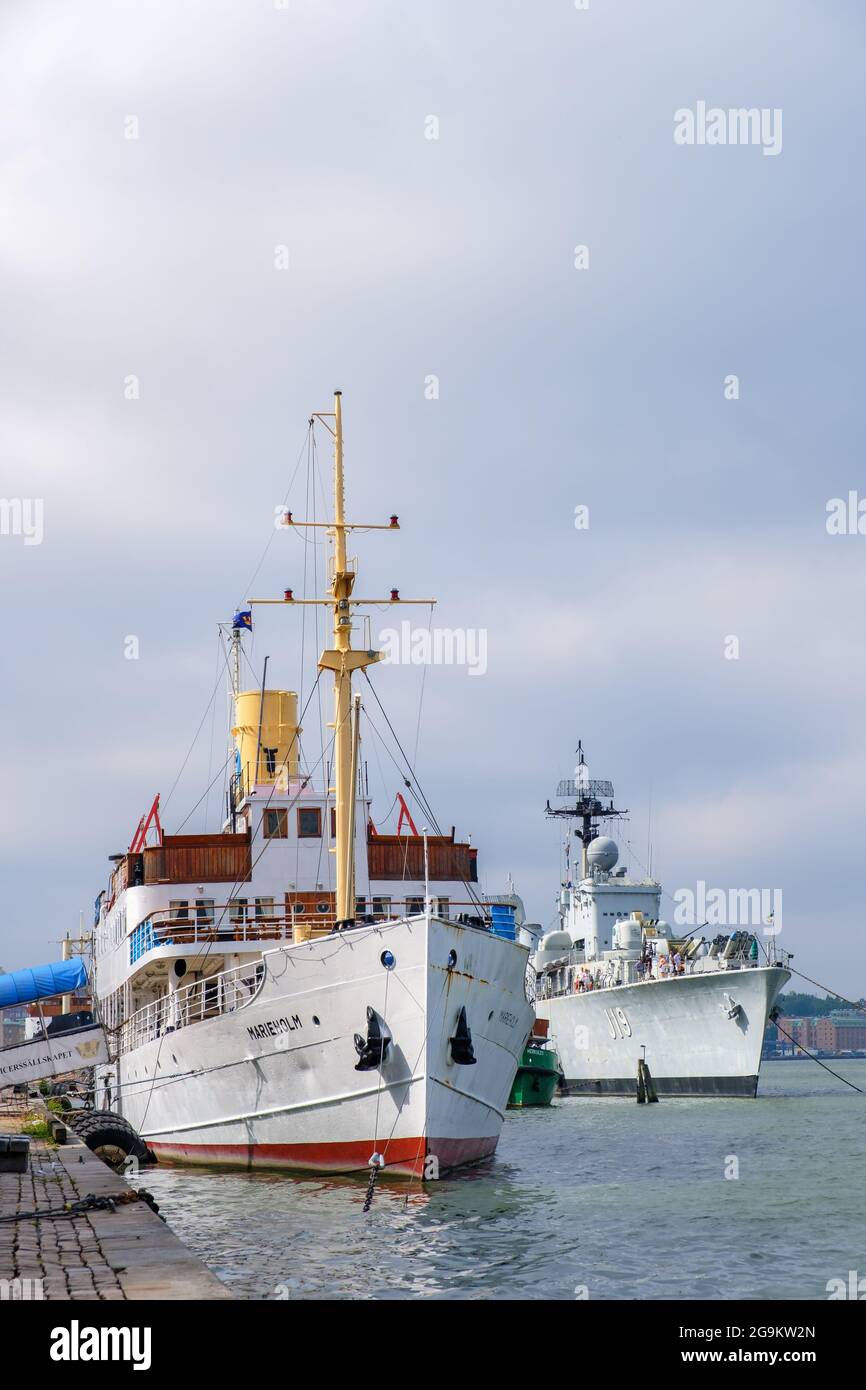 Old museum ships in Gothenburg harbor Stock Photo - Alamy