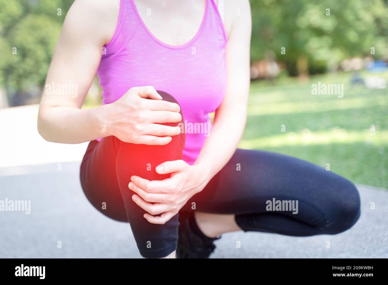 One leg hold hi-res stock photography and images - Alamy