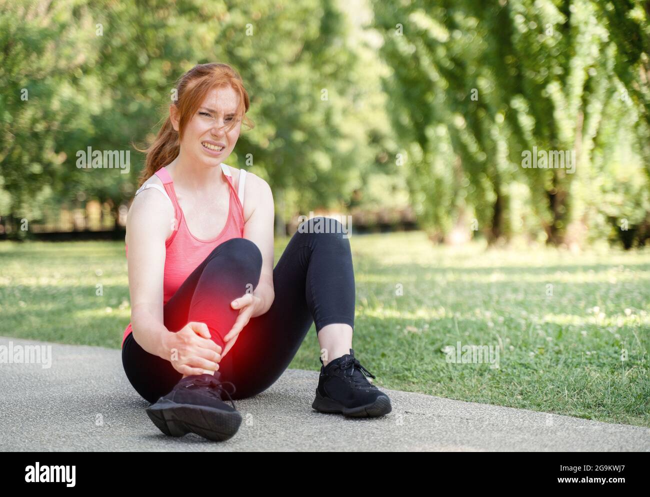 Woman sprain ankle hi-res stock photography and images - Alamy