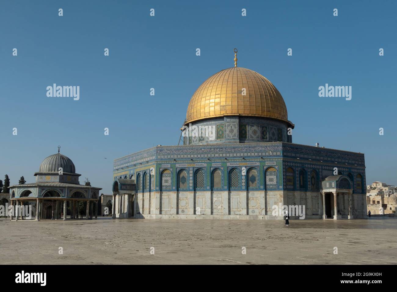 View of Dome of the Chain, Qubbat al-Silsilah built by the Umayyads ...