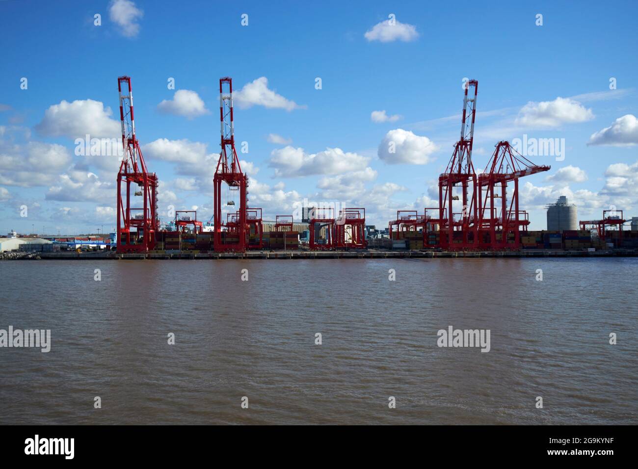 cranes at liverpool 2 container terminal freeport liverpool england uk ...