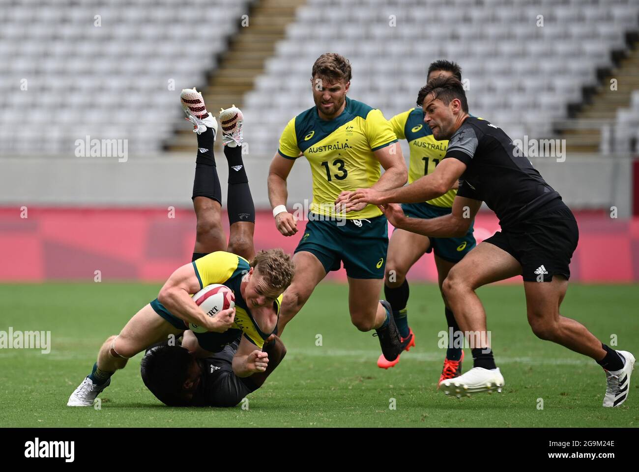 Tokyo, Japan. 27th July, 2021. Henry Hutchison (1st L, front) of ...