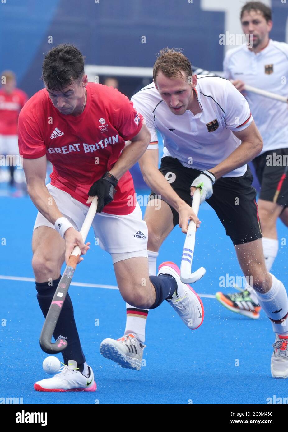 Tokyo, Japan. 27th July, 2021. Niklas Wellen (R) of Germany competes ...