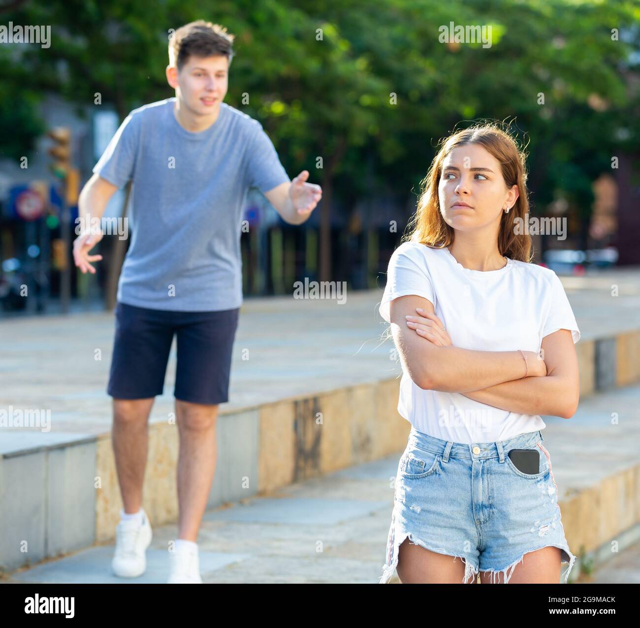 Young man and his girlfriend are having an argument Stock Photo - Alamy