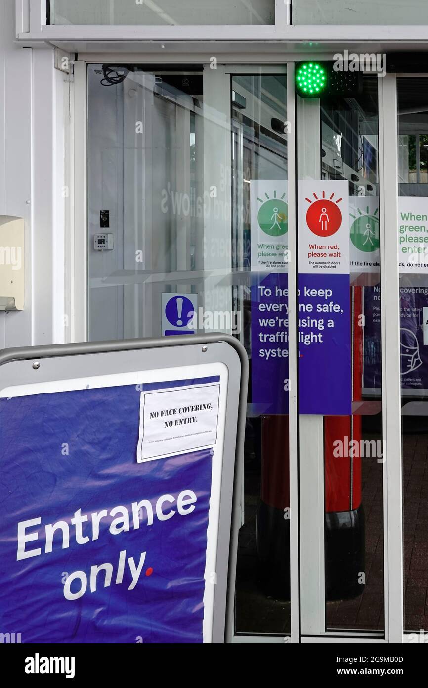 Tesco Entrance High Resolution Stock Photography and Images - Alamy