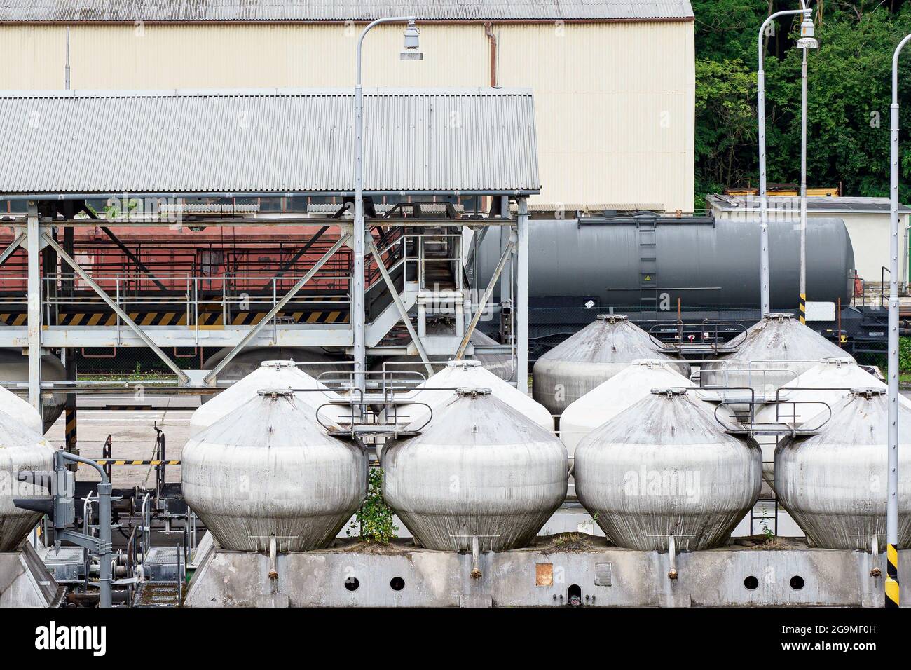 Railway car the tank. The railway hopper car for the transportation of ...