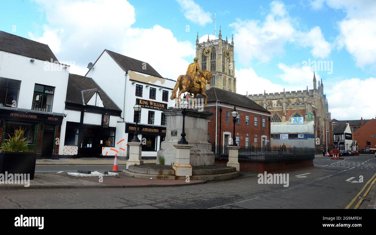 Statue king william iii hull hi-res stock photography and images - Alamy