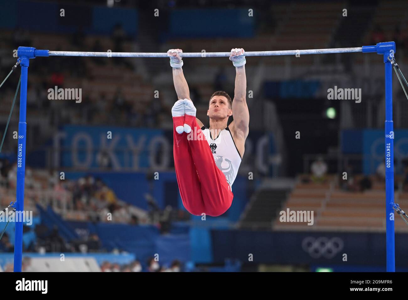 Horizontal bar gymnastics hi-res stock photography and images - Alamy