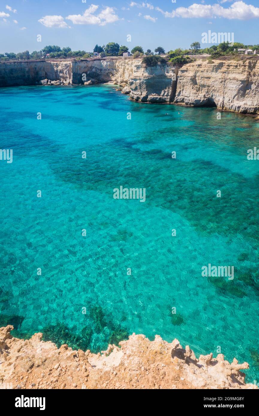 Torre Sant Andrea, Salento sea coast, Apulia, Italy. Faraglioni ...