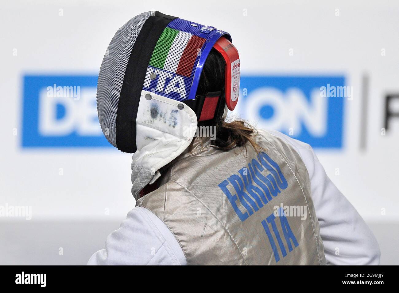 Arianna Errigo Italian fencer, athlete of the yellow flames and of the ...