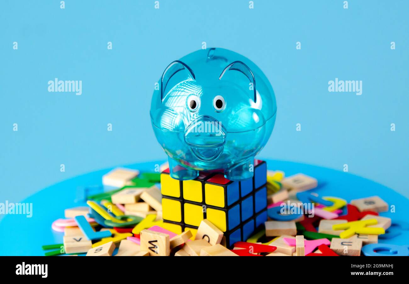 Pig cube hi-res stock photography and images - Alamy