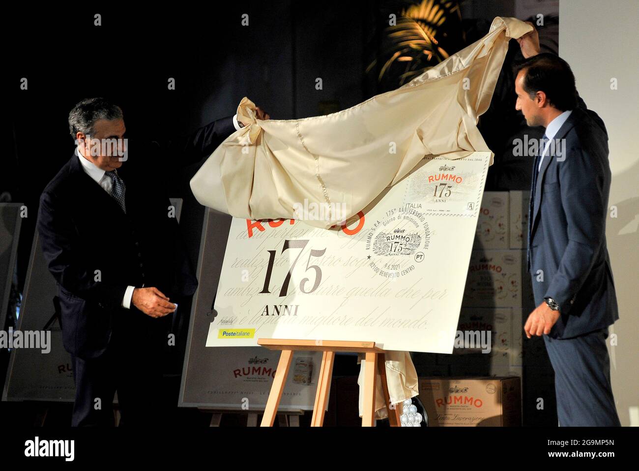 Discover stamp hi-res stock photography and images - Alamy