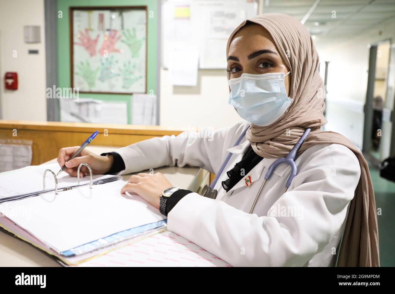 Lebanese wedding hi-res stock photography and images - Alamy