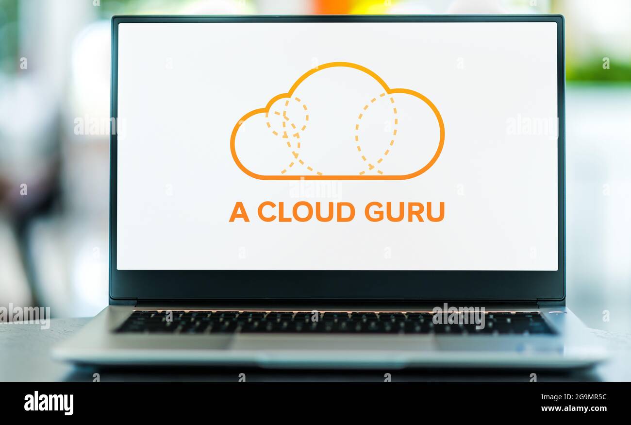 Computer guru hi-res stock photography and images - Alamy