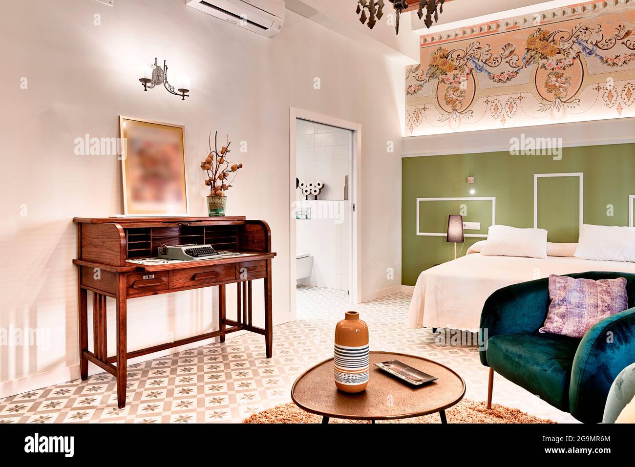 Beautiful and bright room with vintage and vibrant decor with high ...