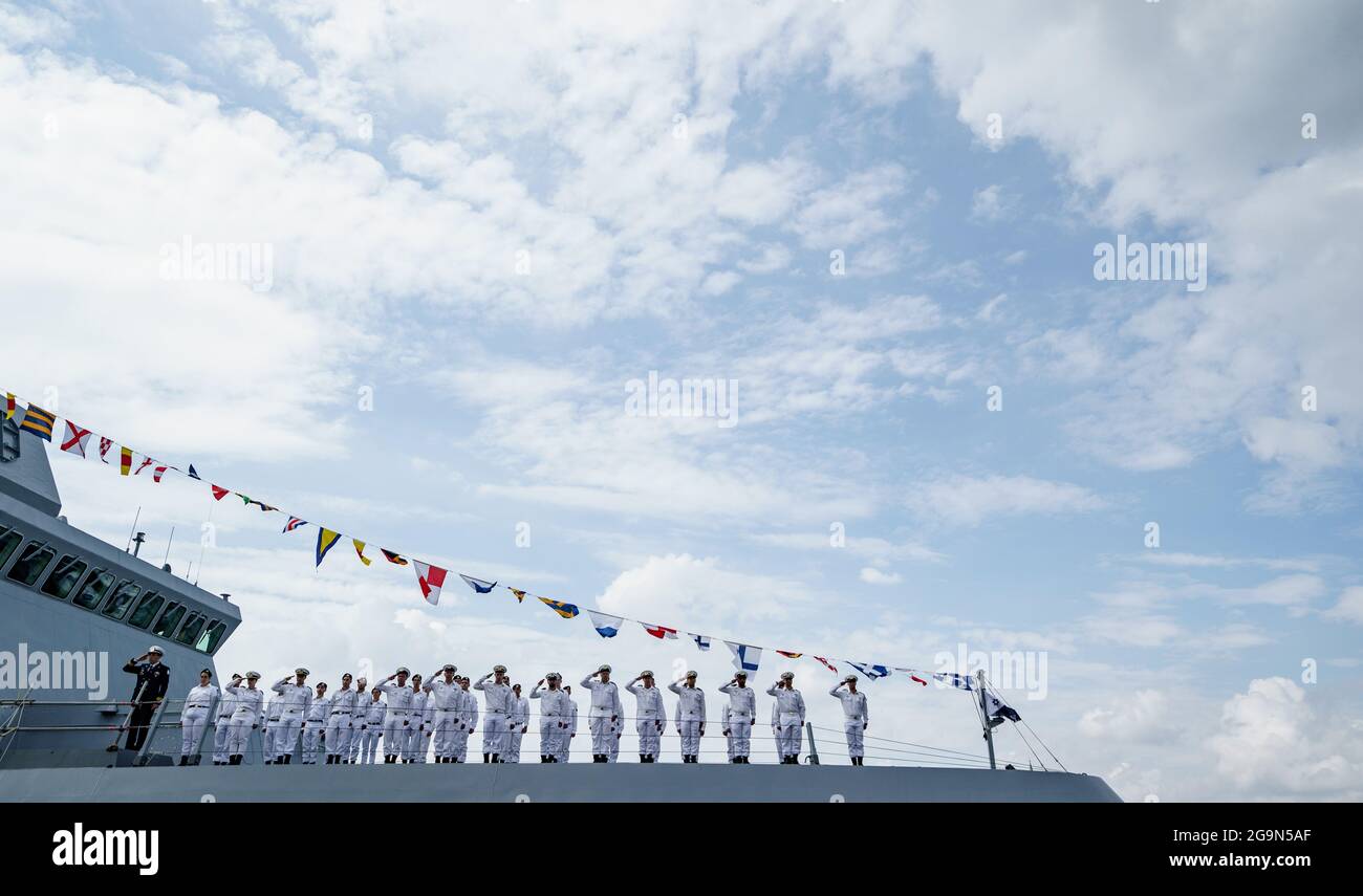 Kiel, Germany. 27th July, 2021. Israeli marines lined up on the ship I ...