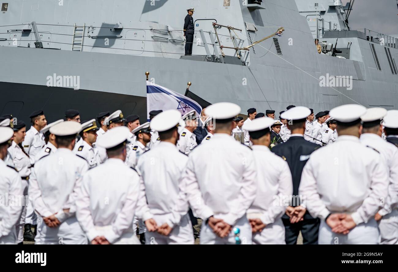 Kiel, Germany. 27th July, 2021. Israeli marines lined up in front of ...