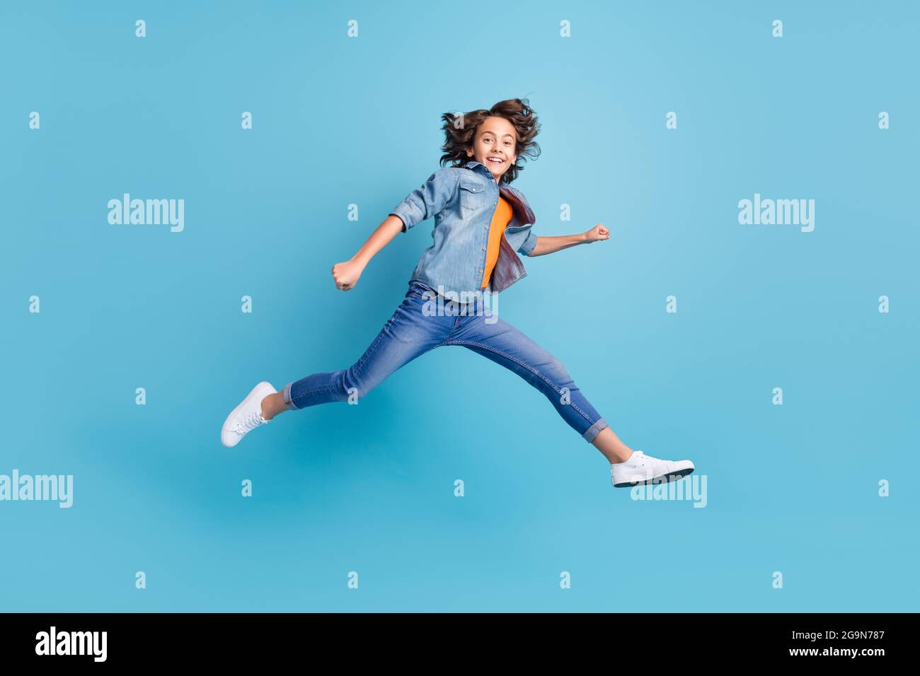 Boy profile walk hi-res stock photography and images - Alamy