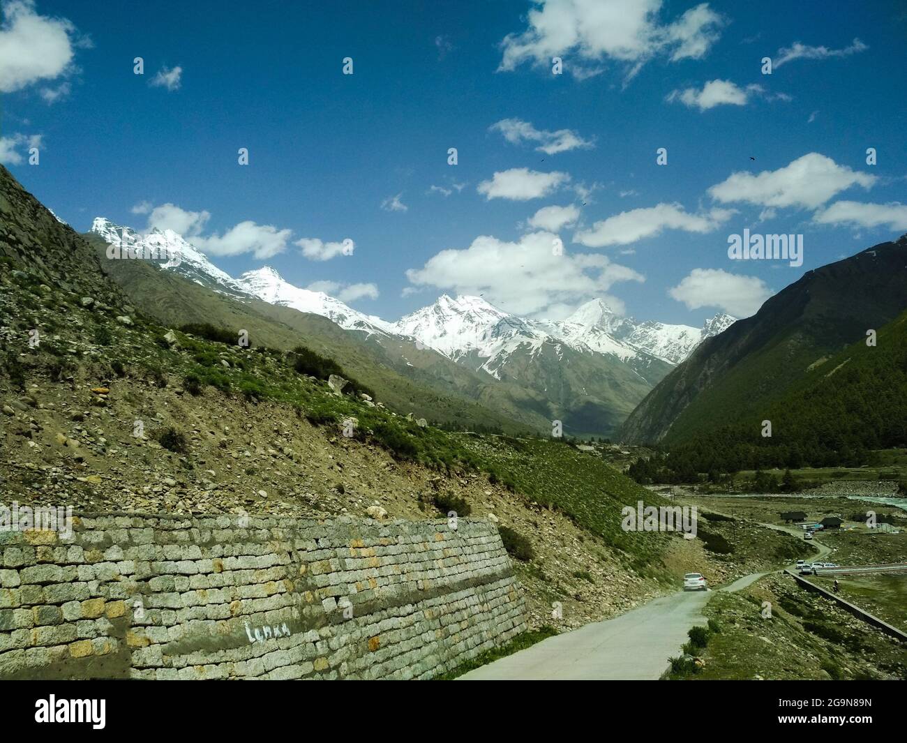 Kinnaur road hi-res stock photography and images - Alamy