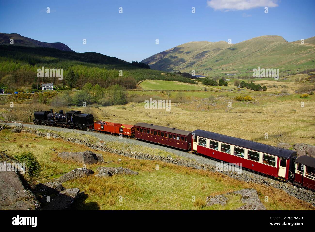 Welsh Narrow Gauge Railway High Resolution Stock Photography and Images - Alamy