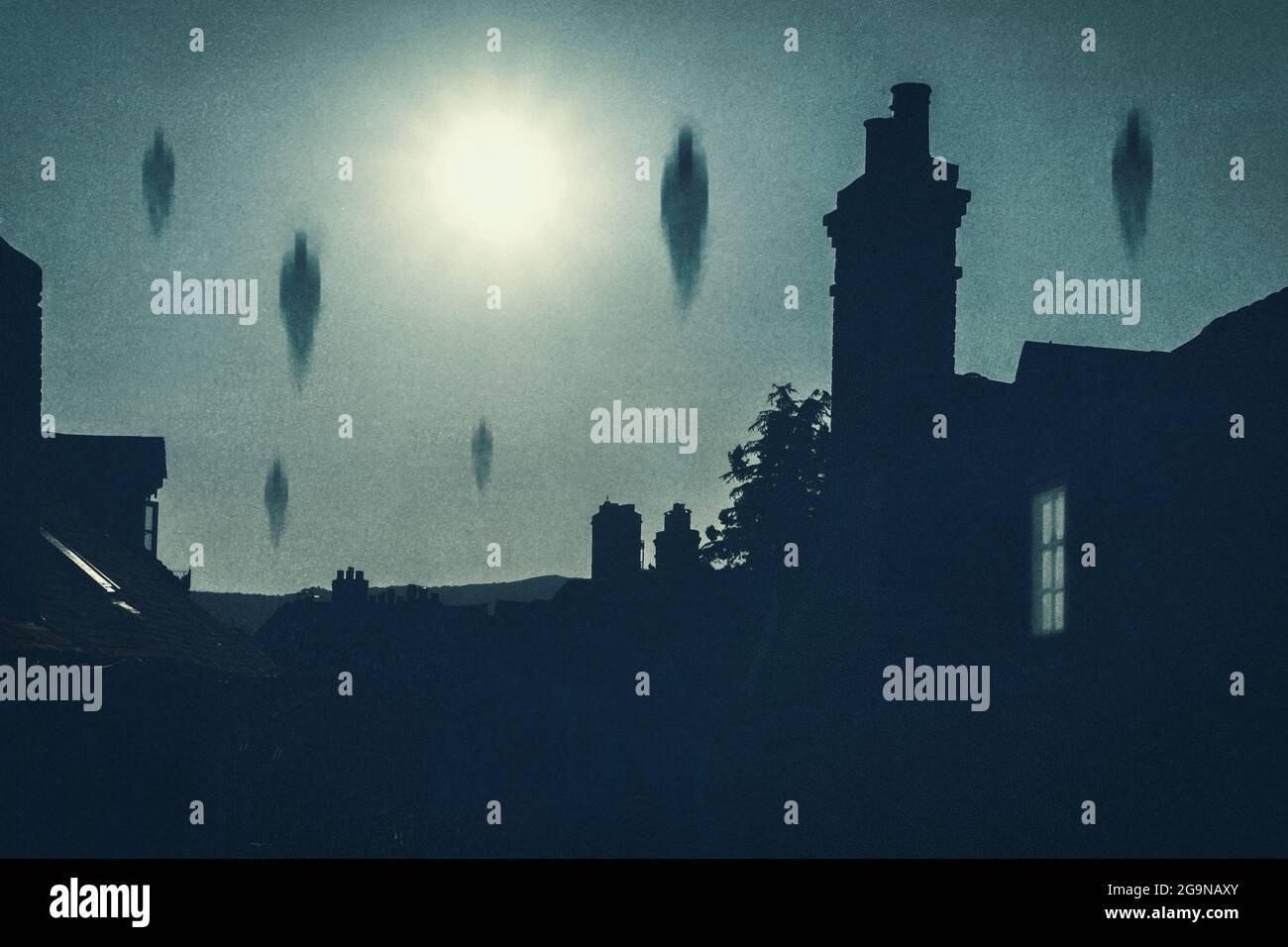 Spooky spirits hi-res stock photography and images - Alamy