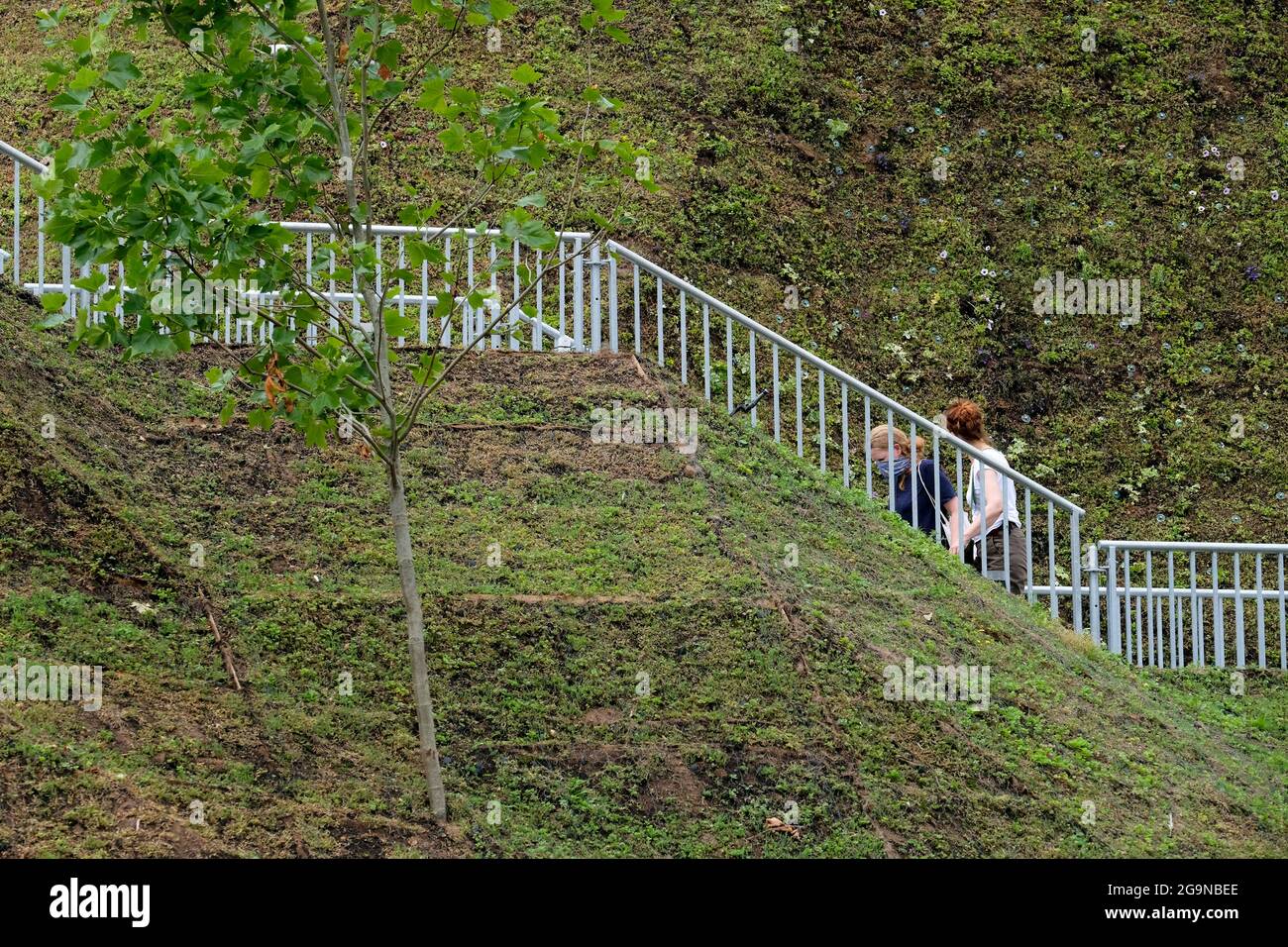 Marble Arch, London, UK. 27th July 2021. The Marble Arch Mound a ...