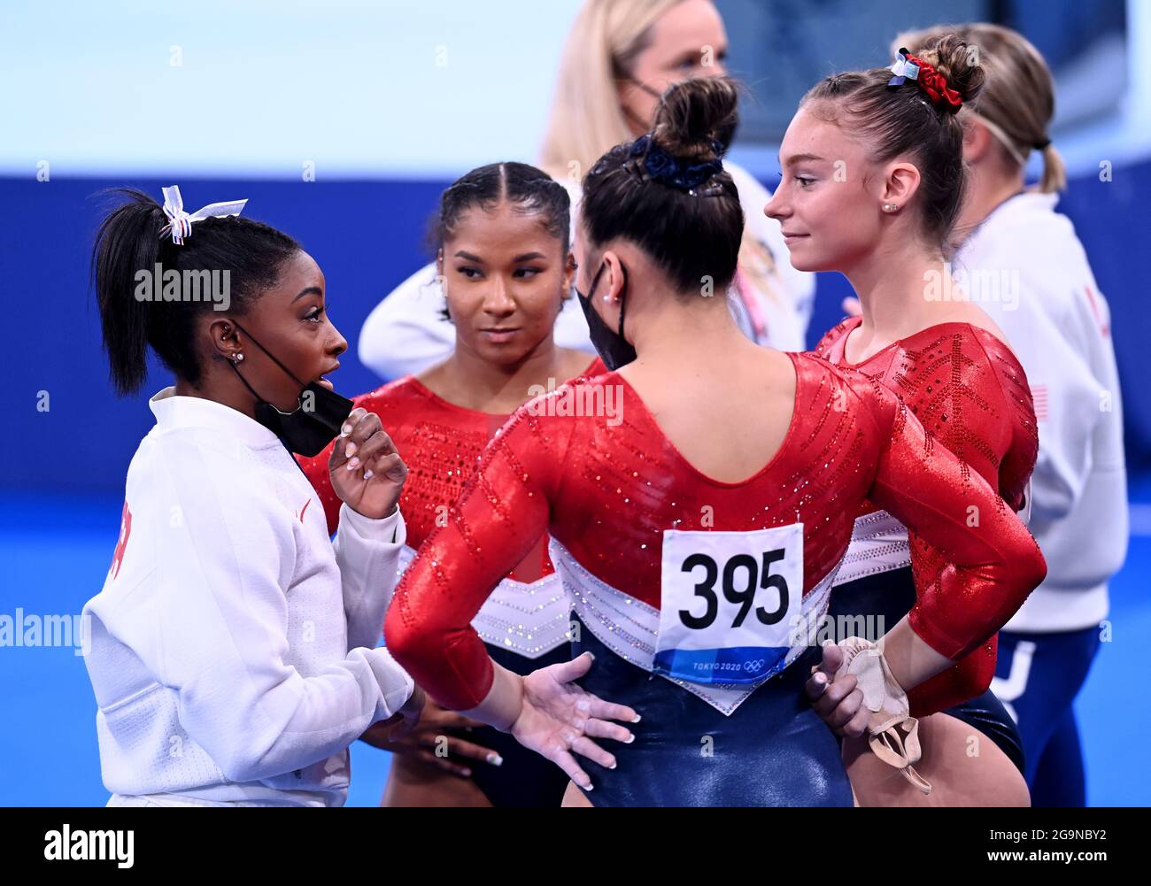 Simone biles 2020 olympics leaving hi-res stock photography and images ...