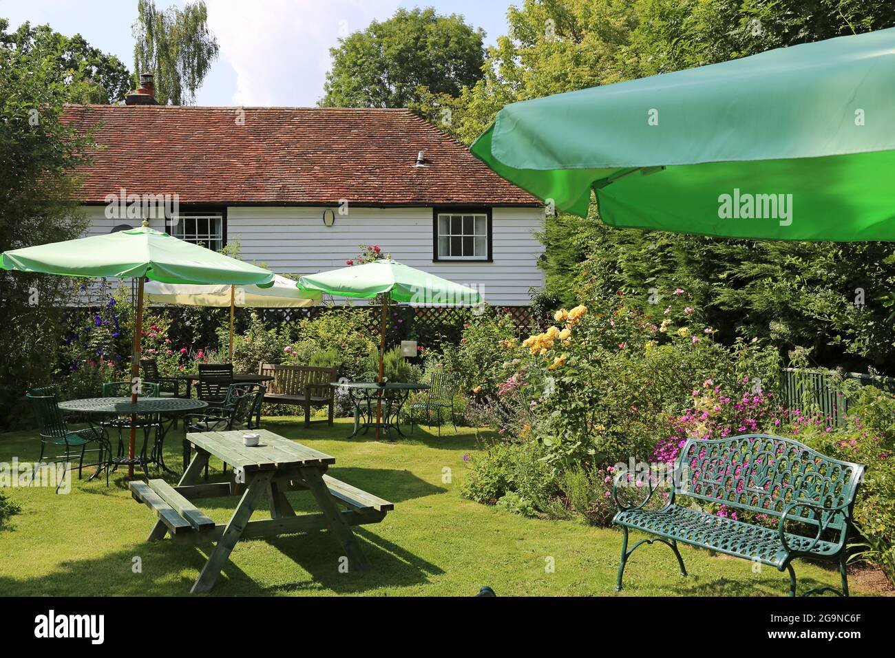 Chequers Inn garden, Smarden, Kent, England, Great Britain, United ...