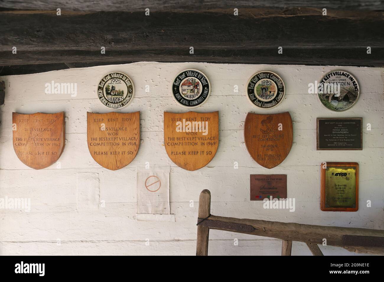 Best Kept Village award plaques, Lych Gate, Smarden, Kent, England ...