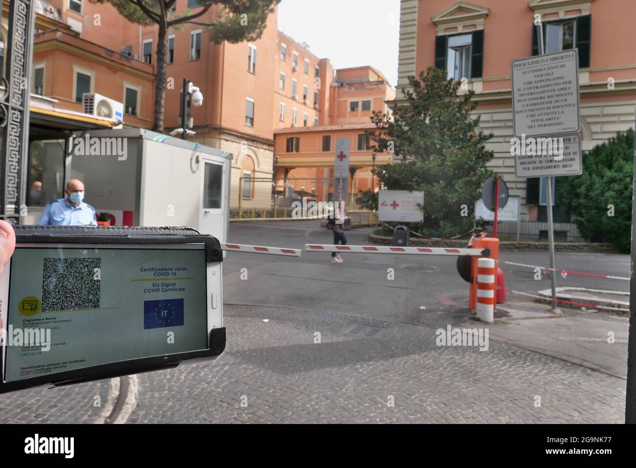 THE ITALIAN DIGITAL PASS WITH THE QR CODE NECESSARY FOR OSPITAL VISIT ...