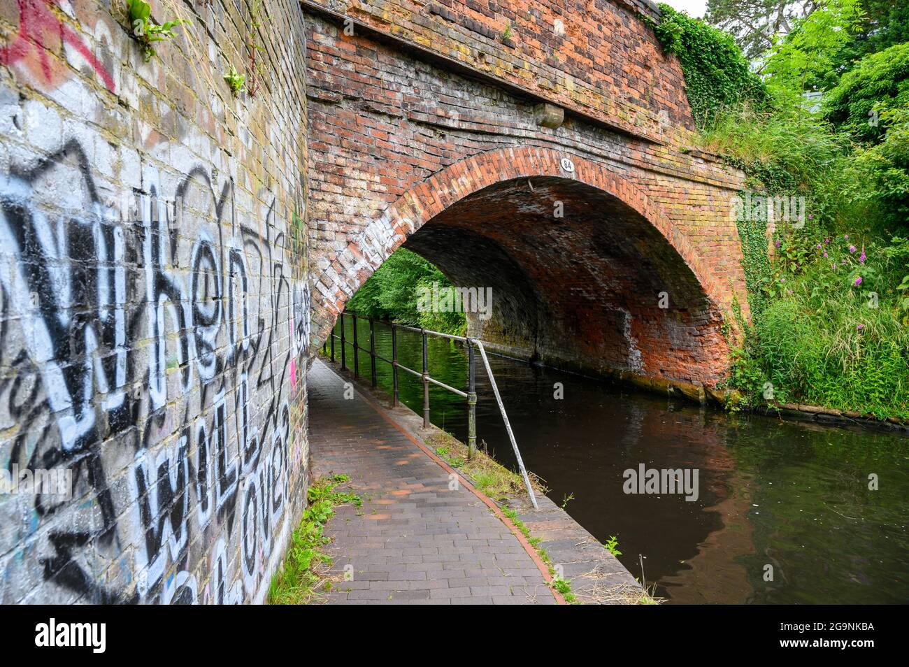 Somerset Road Bridge, arch bridge number 84, over the Worcester ...