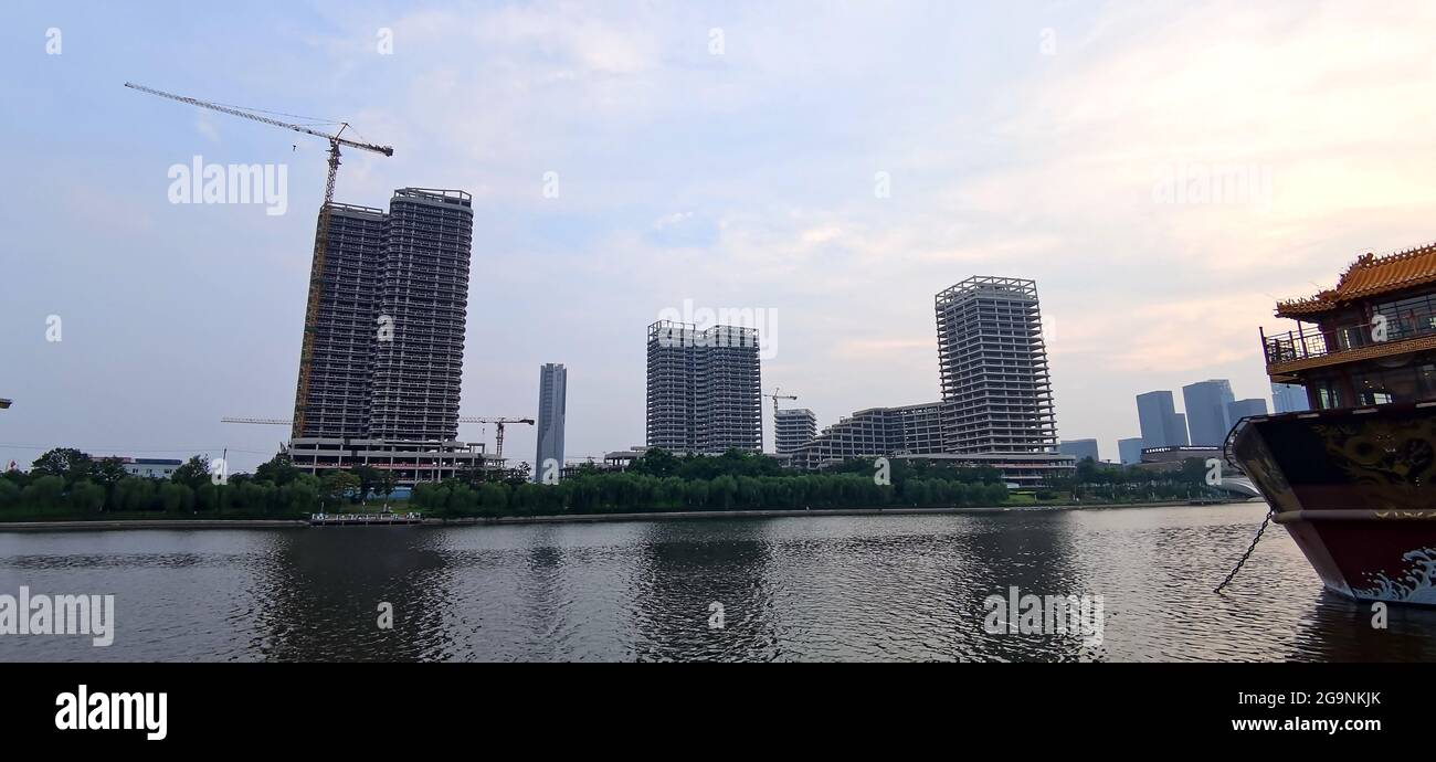 The two sides of the Grand Canal are stepping up construction and ...