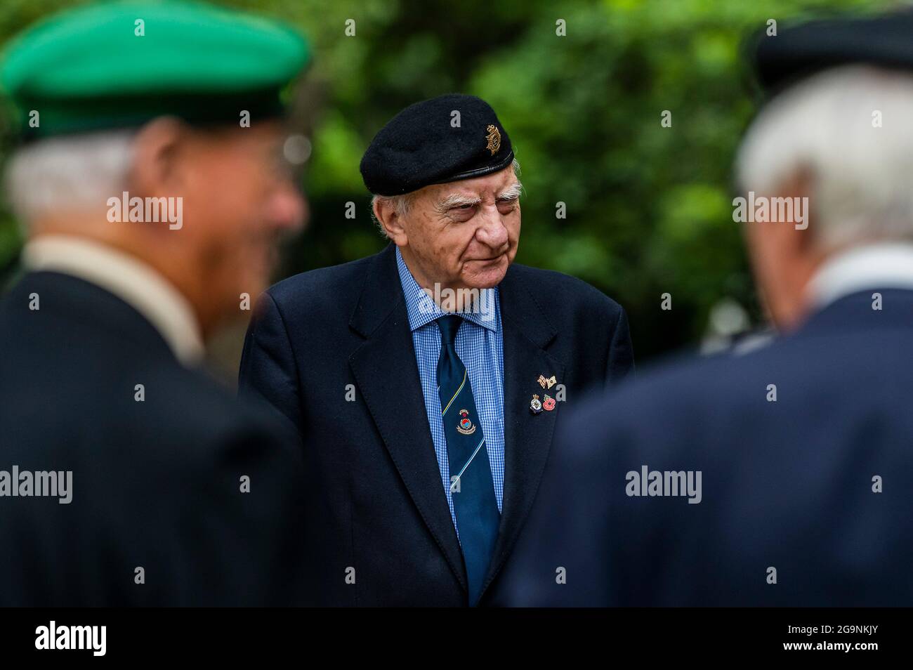 Kim gunn hi-res stock photography and images - Alamy