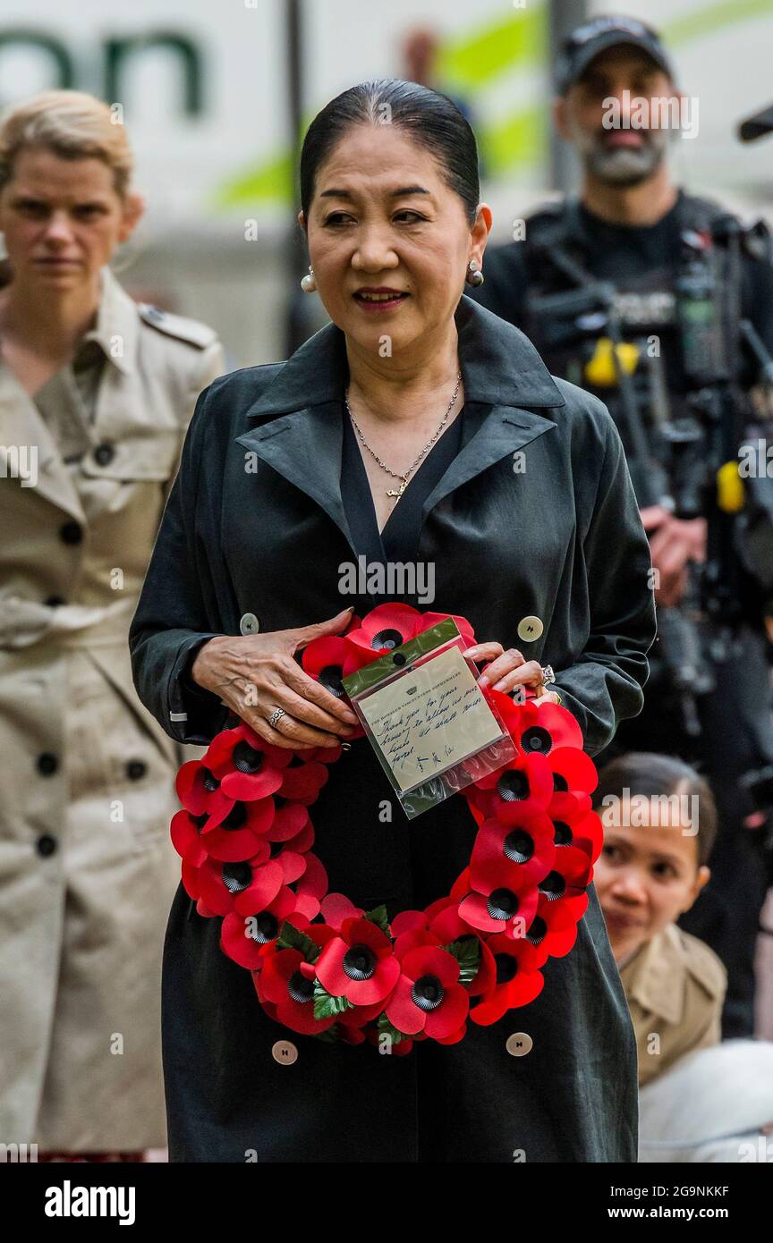 Korean war memorial bell hi-res stock photography and images - Alamy