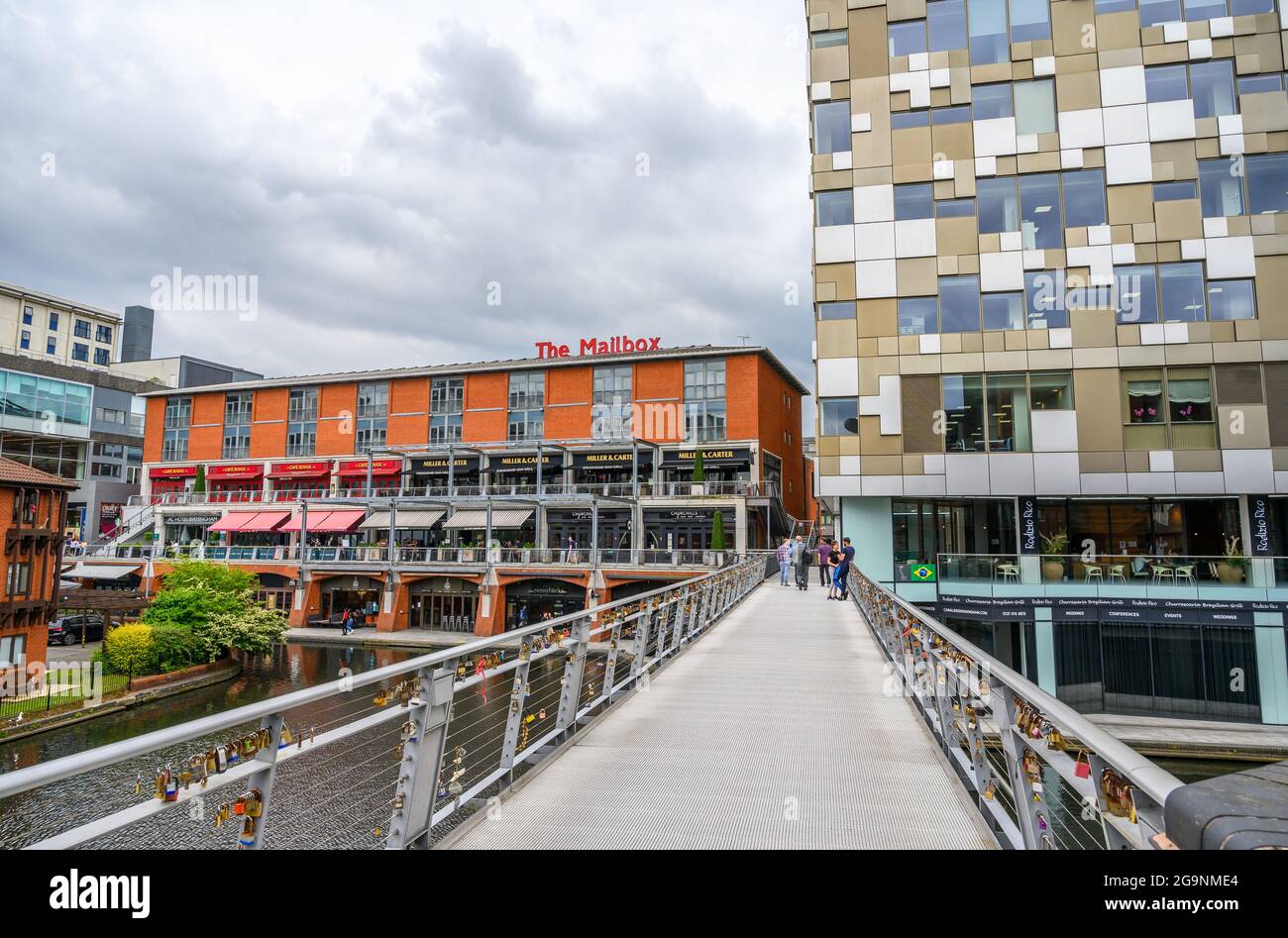 The Love Lock Bridge over the Birmingham Canal Old Line crossing to The ...