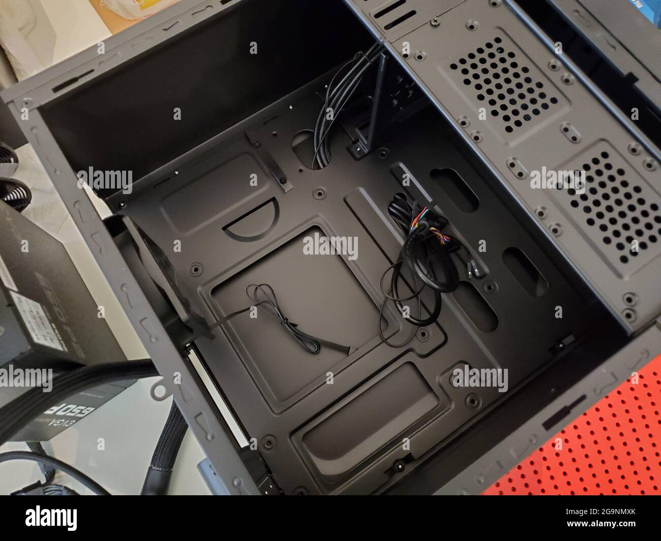 Open computer case hi-res stock photography and images - Alamy